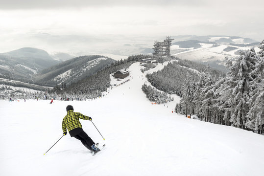 Dolni Bilder – Durchsuchen 1,385 Archivfotos, Vektorgrafiken und Videos ...