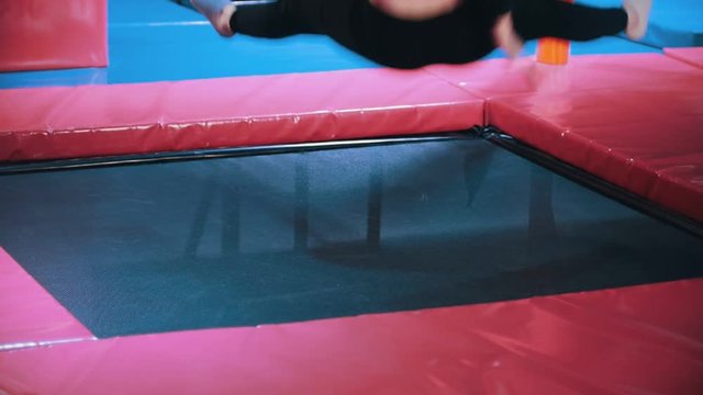 "Acrobat Flip" 이미지 – 찾아보기 22 스톡 사진, 벡터 및 비디오 | Adobe Stock