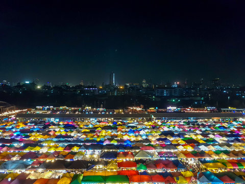 รูปภาพRatchada – เลือกดูภาพถ่ายสต็อก เวกเตอร์ และวิดีโอ1,208 | Adobe Stock