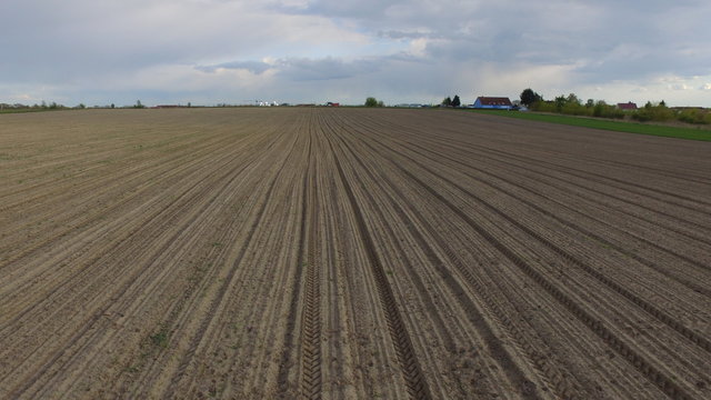 Erdboden bilder – Bläddra bland 45,517 stockfoton, vektorer och videor ...