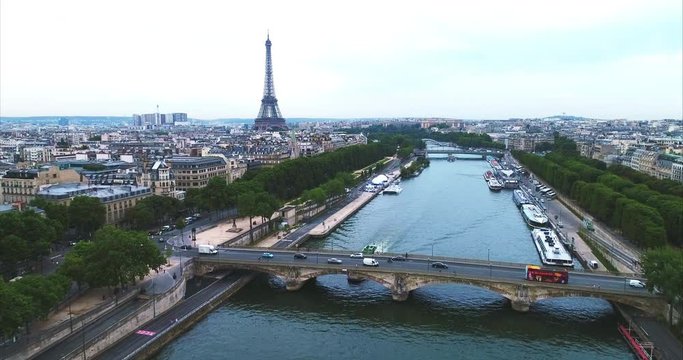 "Pont Des Invalides" Images – Browse 159 Stock Photos, Vectors, and ...