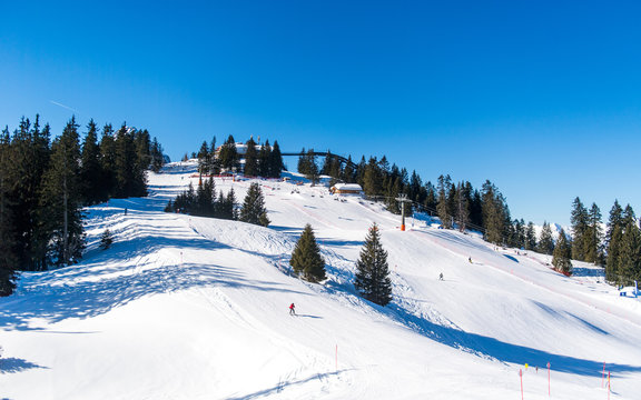 「Skipisten」の画像 - 615 件の Stock 写真、ベクターおよびビデオ | Adobe Stock