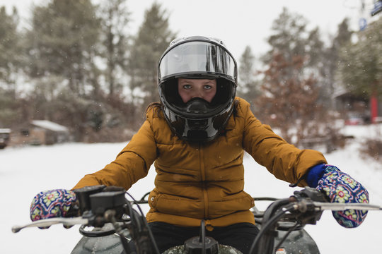 รูปภาพ"Motor Sledge" – เลือกดูภาพถ่ายสต็อก เวกเตอร์ และวิดีโอ133 ...