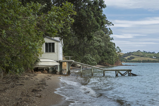 รูปภาพBoatshed – เลือกดูภาพถ่ายสต็อก เวกเตอร์ และวิดีโอ1,782 | Adobe Stock