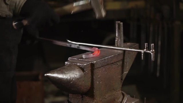 รูปภาพForge-Man – เลือกดูภาพถ่ายสต็อก เวกเตอร์ และวิดีโอ91 | Adobe Stock