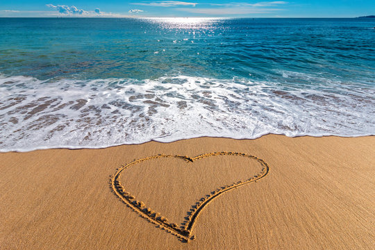 Color Splash Hearts Beach