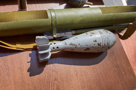 รูปภาพMine-Thrower – เลือกดูภาพถ่ายสต็อก เวกเตอร์ และวิดีโอ66 | Adobe Stock