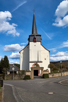 Nohn Bilder – Durchsuchen 503 Archivfotos, Vektorgrafiken und Videos ...