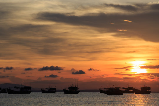 Sunpath Images – Browse 57 Stock Photos, Vectors, and Video | Adobe Stock