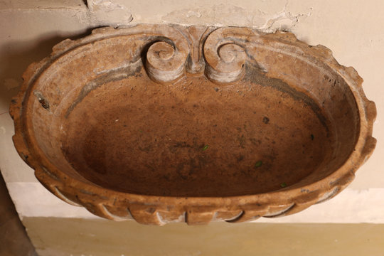 Aspersorium bilder – Bläddra bland 961 stockfoton, vektorer och videor ...