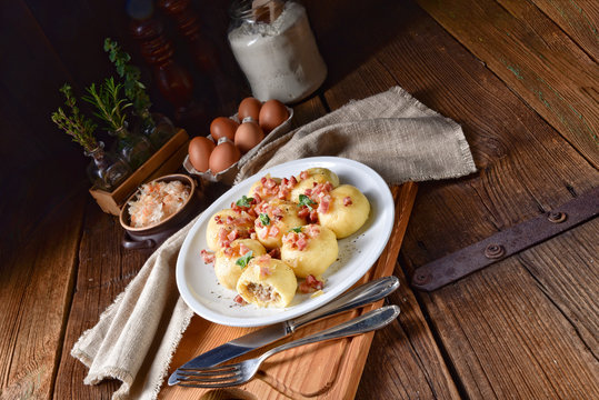 Kalduny bilder – Bläddra bland 333 stockfoton, vektorer och videor ...