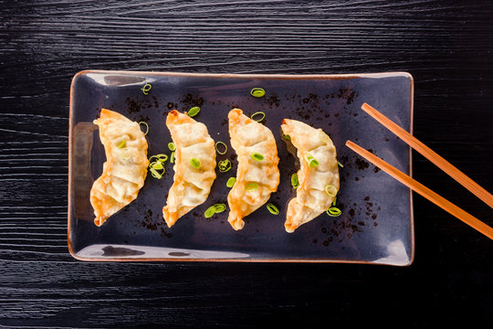 Gyoza bilder – Bläddra bland 33,621 stockfoton, vektorer och videor ...