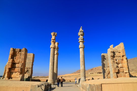 รูปภาพTakht-E-Jamshid – เลือกดูภาพถ่ายสต็อก เวกเตอร์ และวิดีโอ7,431 ...