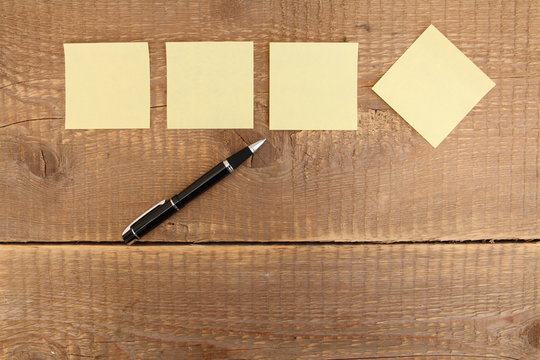 Heftnotiz bilder – Bläddra bland 1,138 stockfoton, vektorer och videor ...