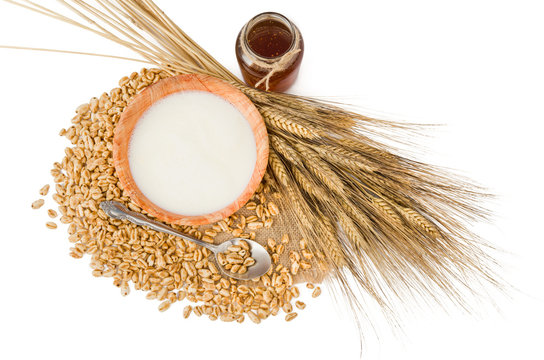 Zerealien bilder – Bläddra bland 925 stockfoton, vektorer och videor ...