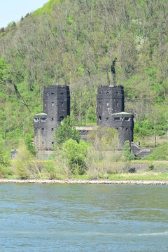 Wassertrum Bilder – Durchsuchen 200 Archivfotos, Vektorgrafiken und ...