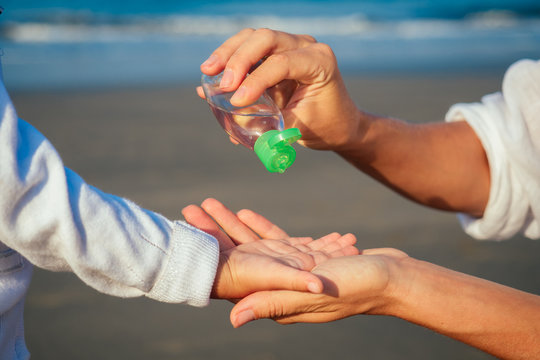 Handbreadth bilder – Bläddra bland 1,723 stockfoton, vektorer och ...