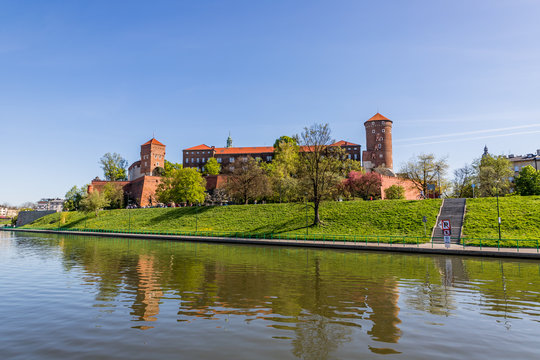 รูปภาพVistule – เลือกดูภาพถ่ายสต็อก เวกเตอร์ และวิดีโอ451 | Adobe Stock