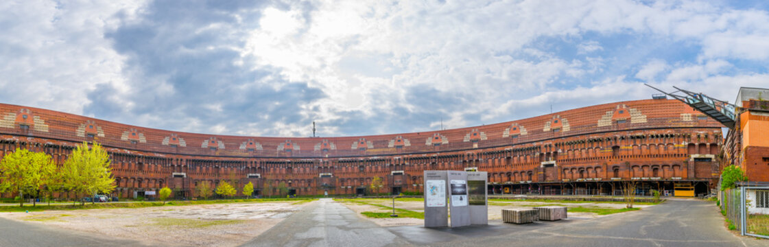 รูปภาพZeppelinfeld – เลือกดูภาพถ่ายสต็อก เวกเตอร์ และวิดีโอ434 | Adobe ...