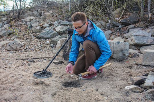 Detecting Images – Browse 709,357 Stock Photos, Vectors, and Video ...