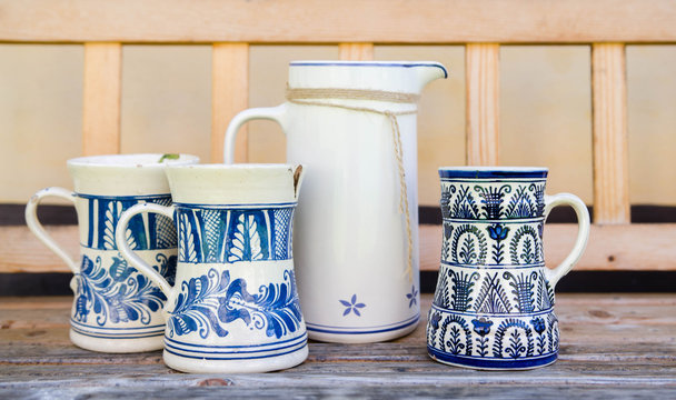 รูปภาพJugs – เลือกดูภาพถ่ายสต็อก เวกเตอร์ และวิดีโอ371,006 | Adobe Stock