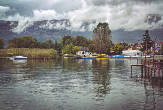 รูปภาพStruga – เลือกดูภาพถ่ายสต็อก เวกเตอร์ และวิดีโอ540 | Adobe Stock