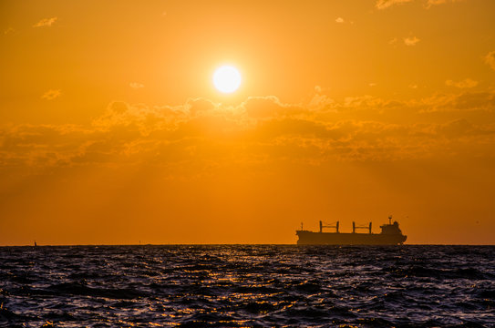 รูปภาพBulker – เลือกดูภาพถ่ายสต็อก เวกเตอร์ และวิดีโอ17,697 | Adobe Stock