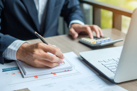 Accountant Images – Browse 902,271 Stock Photos, Vectors, and Video ...