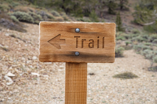 "Trail Sign" Images – Browse 17,126 Stock Photos, Vectors, and Video ...