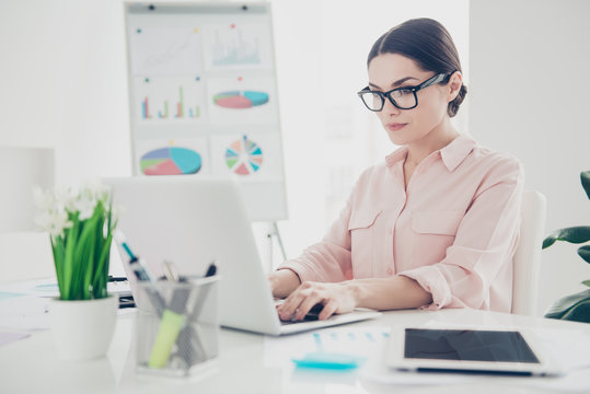 Accounter Images – Browse 988 Stock Photos, Vectors, and Video | Adobe ...