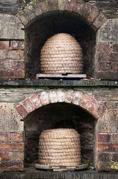 Skep Images – Browse 665 Stock Photos, Vectors, and Video | Adobe Stock