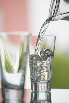 Trinking Bilder – Durchsuchen 95 Archivfotos, Vektorgrafiken und Videos ...