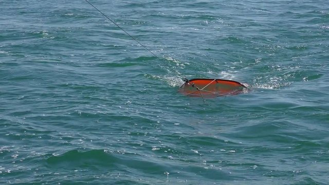 Bathometer Bilder – Durchsuchen 27 Archivfotos, Vektorgrafiken und ...