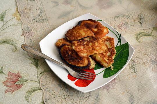 「Oladyi」の写真素材 | 1,016件の無料イラスト画像 | Adobe Stock