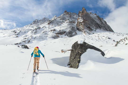 Backcountry Images – Browse 49,111 Stock Photos, Vectors, and Video ...