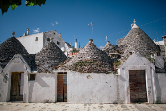 รูปภาพTrullis – เลือกดูภาพถ่ายสต็อก เวกเตอร์ และวิดีโอ214 | Adobe Stock