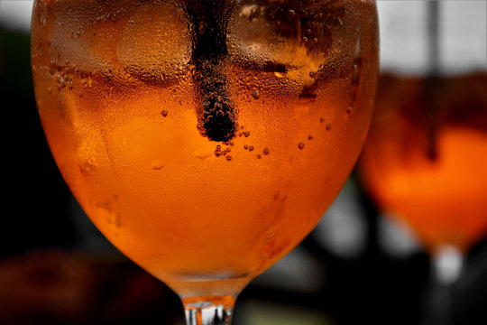 Likier Bilder – Durchsuchen 309 Archivfotos, Vektorgrafiken und Videos ...