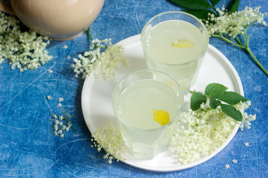 Elderflower Cordial Images – Browse 1,357 Stock Photos, Vectors, and ...