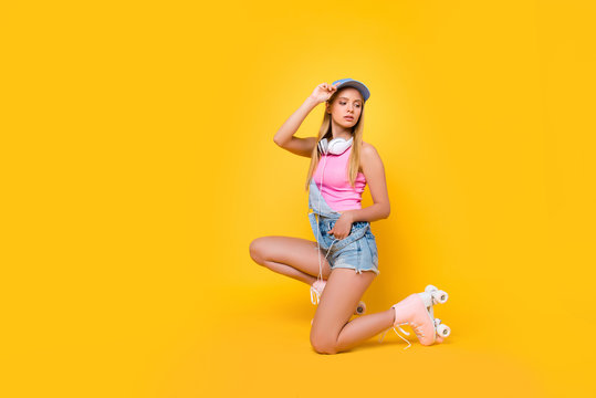 Look-Away Imagens – Procure 53 fotos, vetores e vídeos | Adobe Stock