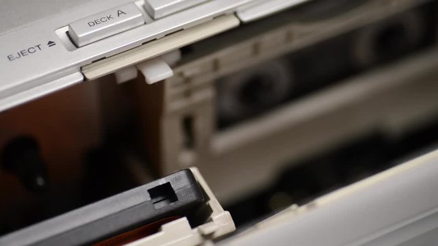 「Musicassetta」の写真素材 | 282件の無料イラスト画像 | Adobe Stock