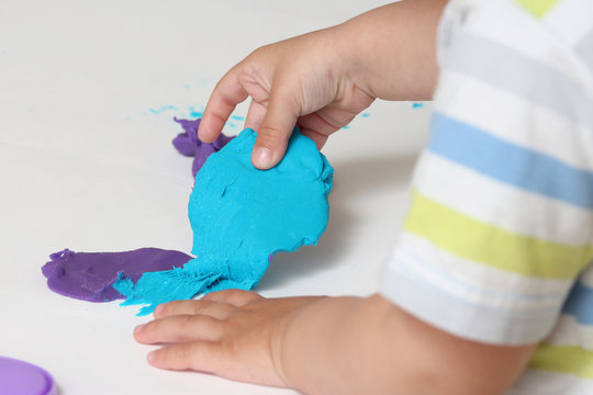 Plastilin bilder – Bläddra bland 10,684 stockfoton, vektorer och videor ...