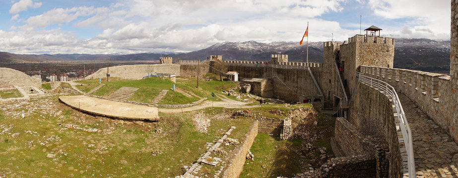 รูปภาพSamuil – เลือกดูภาพถ่ายสต็อก เวกเตอร์ และวิดีโอ449 | Adobe Stock