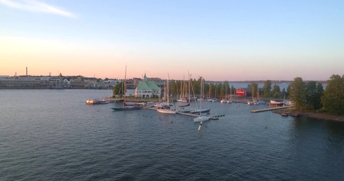 Valkosaari Képek – Böngésszen 119 stockfotókat, vektorokat és videókat ...