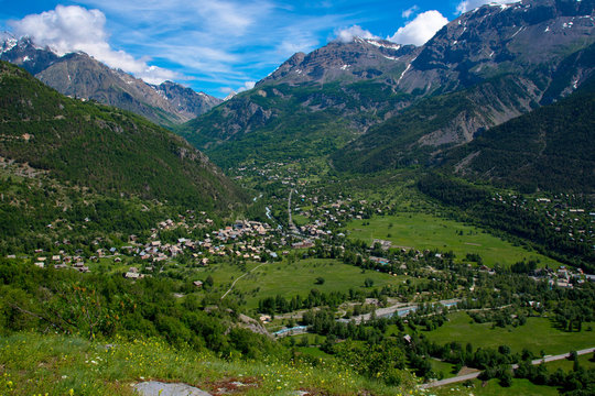 รูปภาพVallouise – เลือกดูภาพถ่ายสต็อก เวกเตอร์ และวิดีโอ182 | Adobe Stock