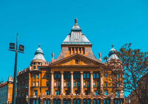 Utca Bilder – Durchsuchen 384 Archivfotos, Vektorgrafiken und Videos ...