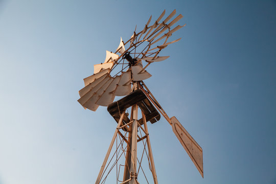 Westernmill Bilder – Durchsuchen 5,176 Archivfotos, Vektorgrafiken und ...