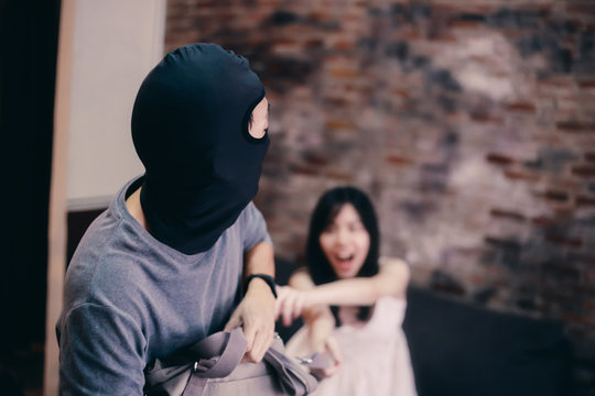รูปภาพthief เลือกดูภาพถ่ายสต็อก เวกเตอร์ และวิดีโอ295 442 Adobe Stock