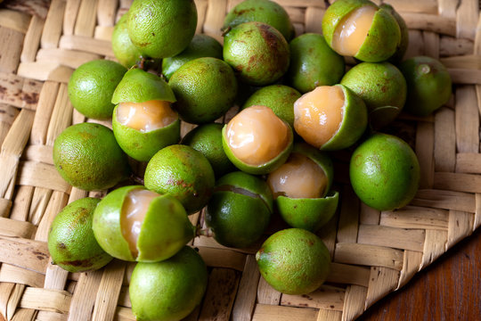 「Genip」の画像 - 475 件の Stock 写真、ベクターおよびビデオ | Adobe Stock