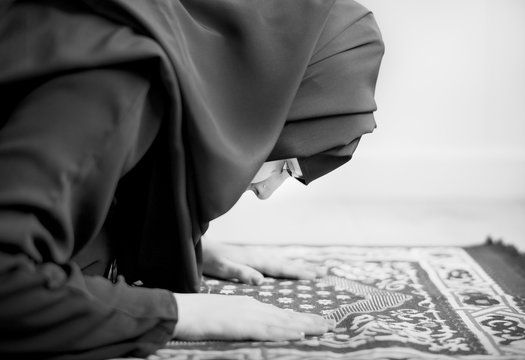 Sujood Images – Browse 41 Stock Photos, Vectors, and Video | Adobe Stock