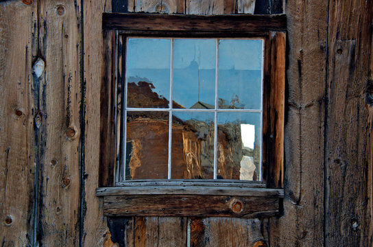 "Old Window" Bilder – Durchsuchen 2,562 Archivfotos, Vektorgrafiken und ...
